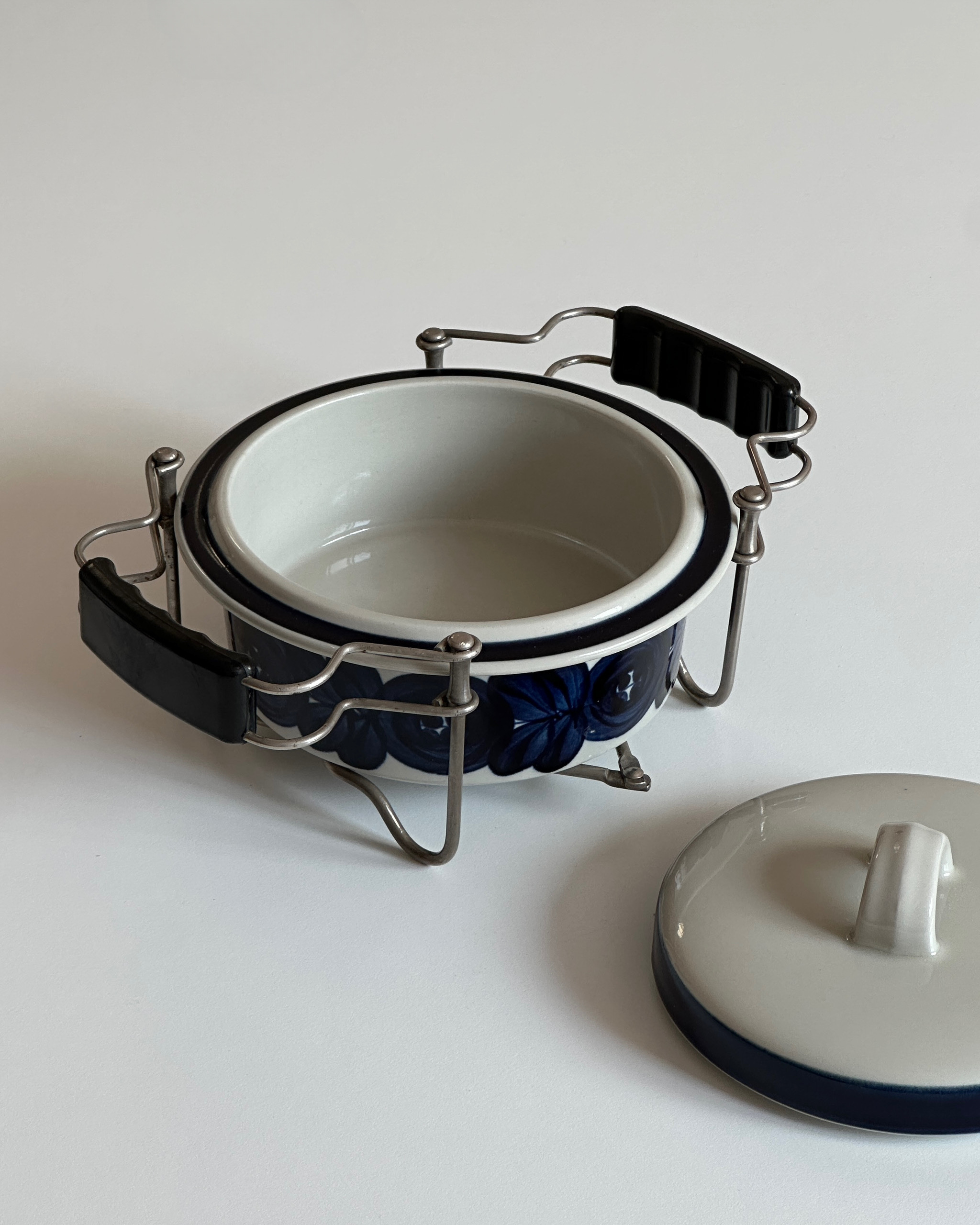 70s German Pot Stand