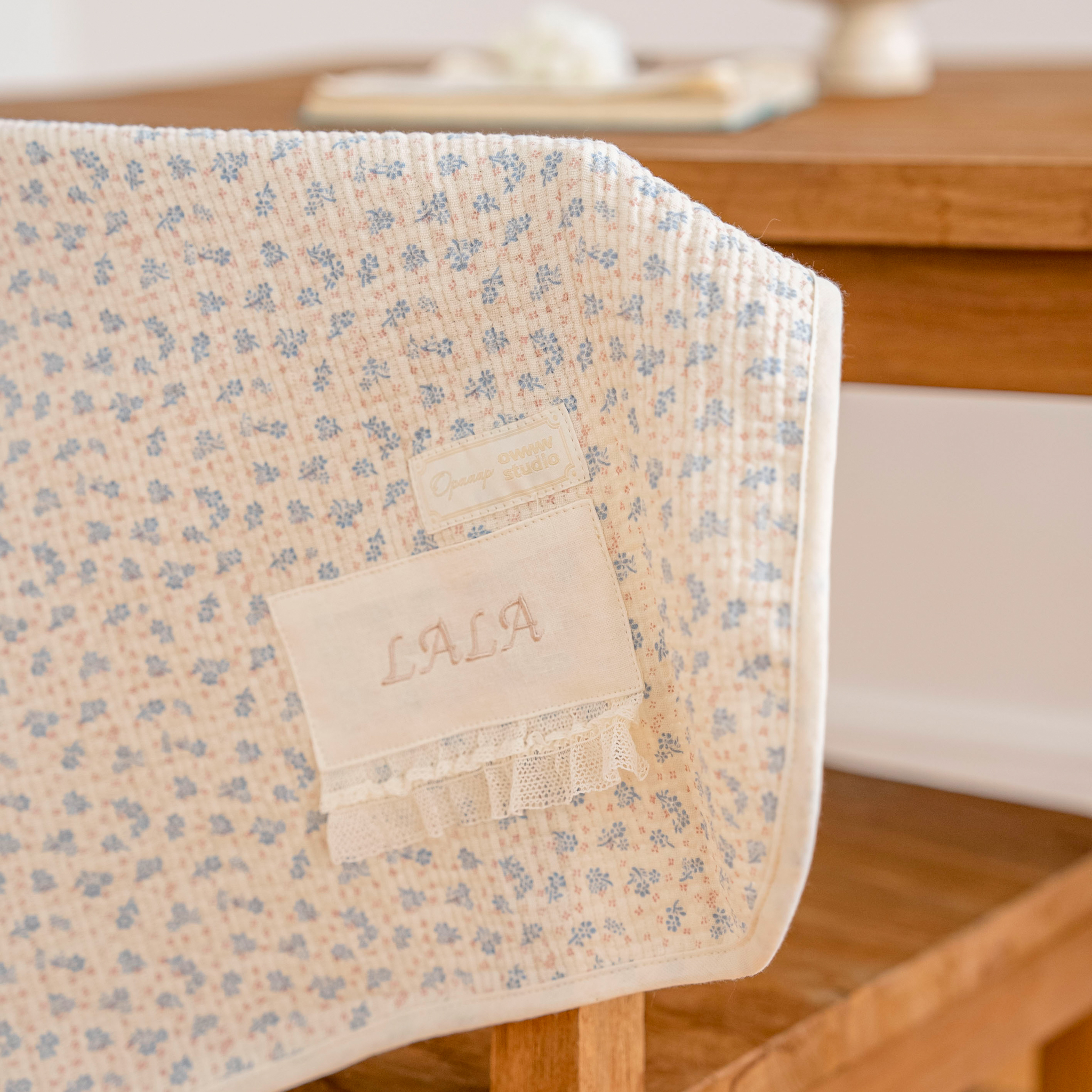 Very Organic Buggy Blanket with Name Tag (Reversible)