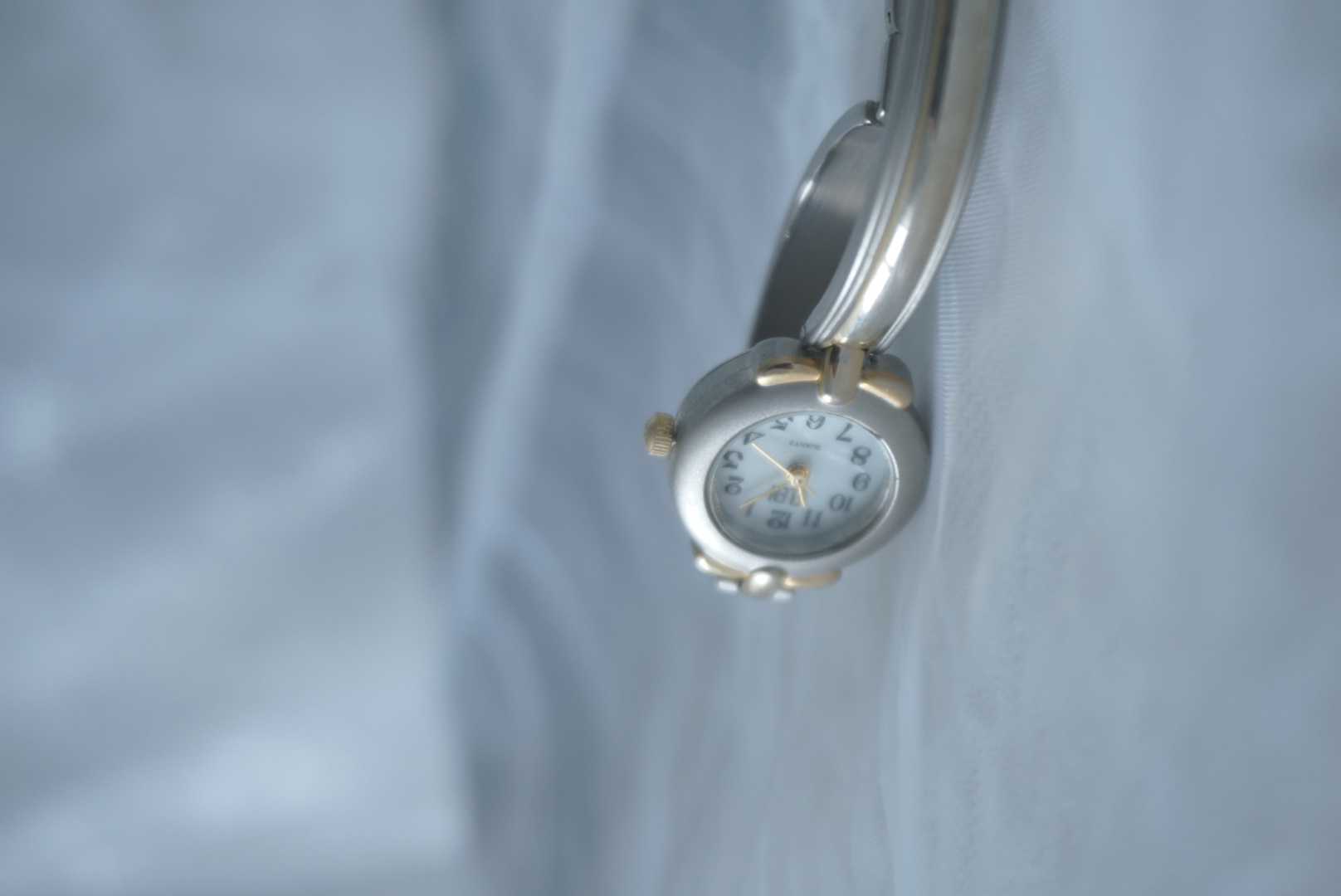 classic gold ribbon watch