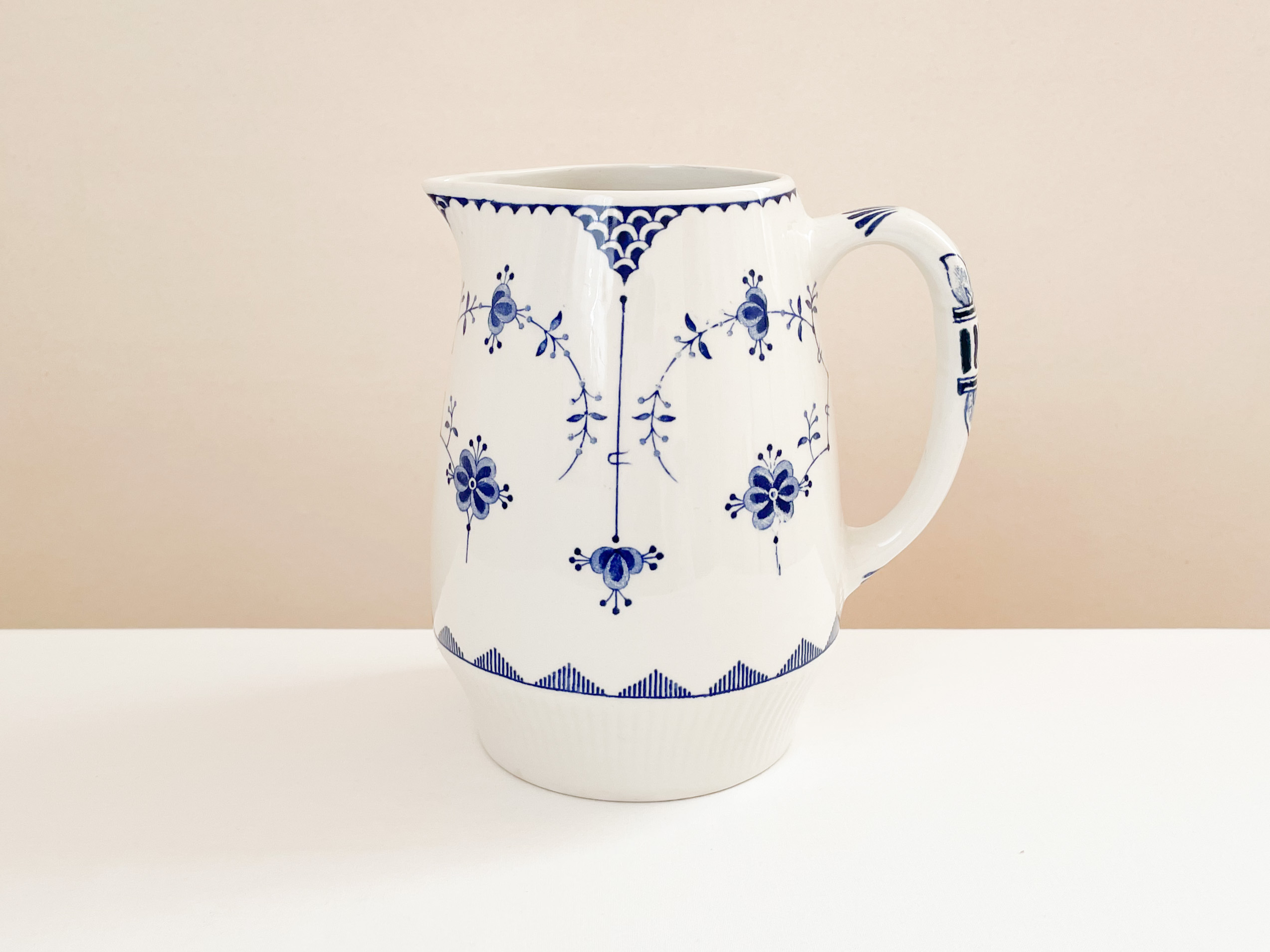 1940s furnivals water jug