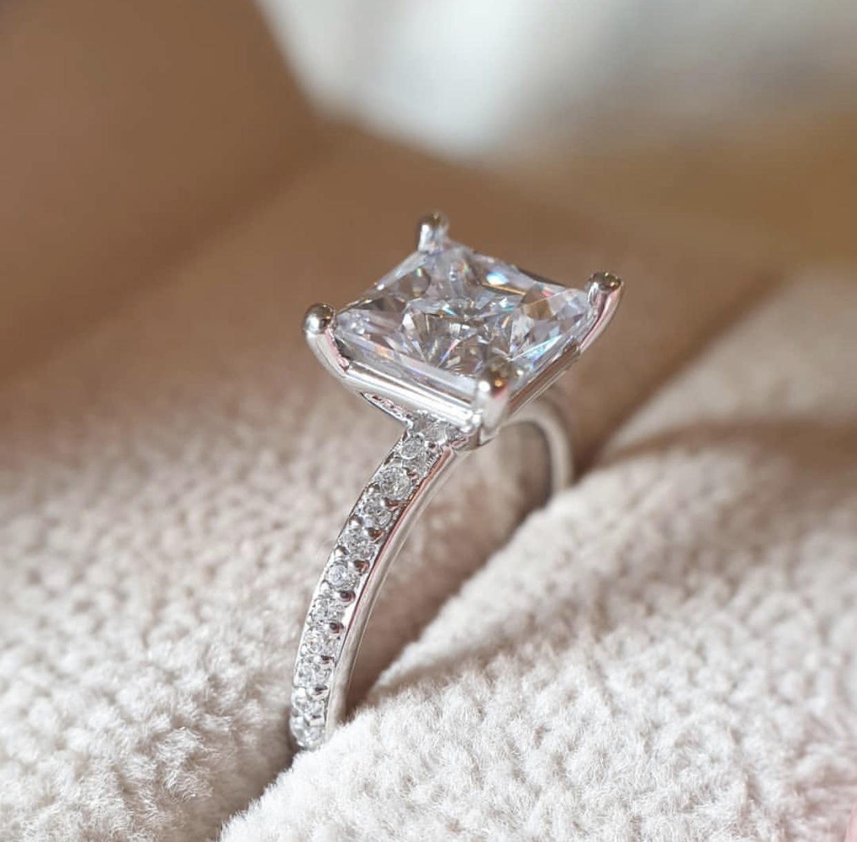 Princess cut Isabel Ring