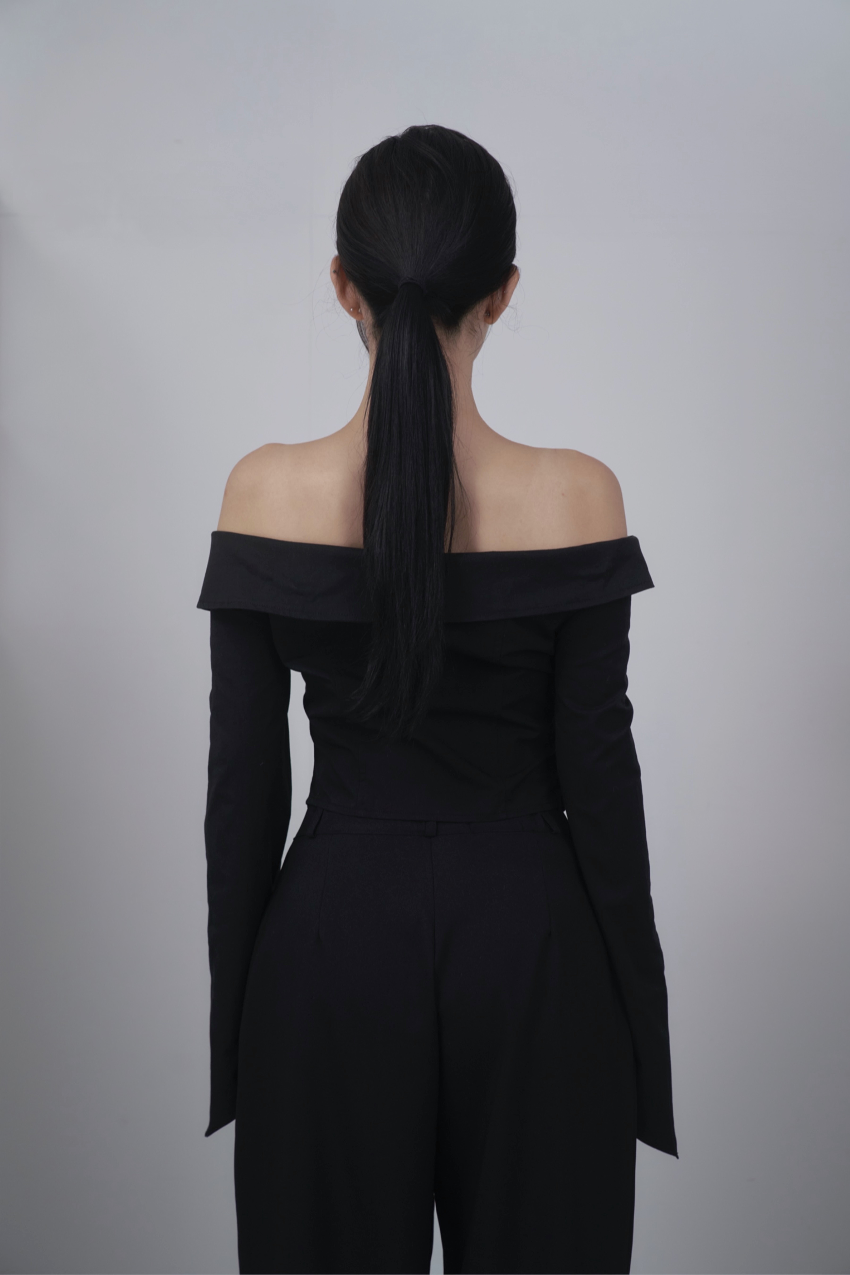 michael offshoulder jacket blouse black / 미카엘 오프숄더 자켓블라우스 블랙