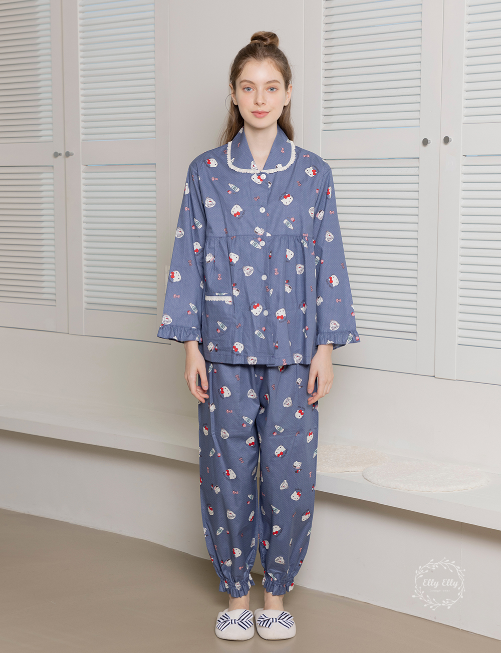 HK-4107 헬로키티 레이스포켓 도트 긴팔투피스 블루